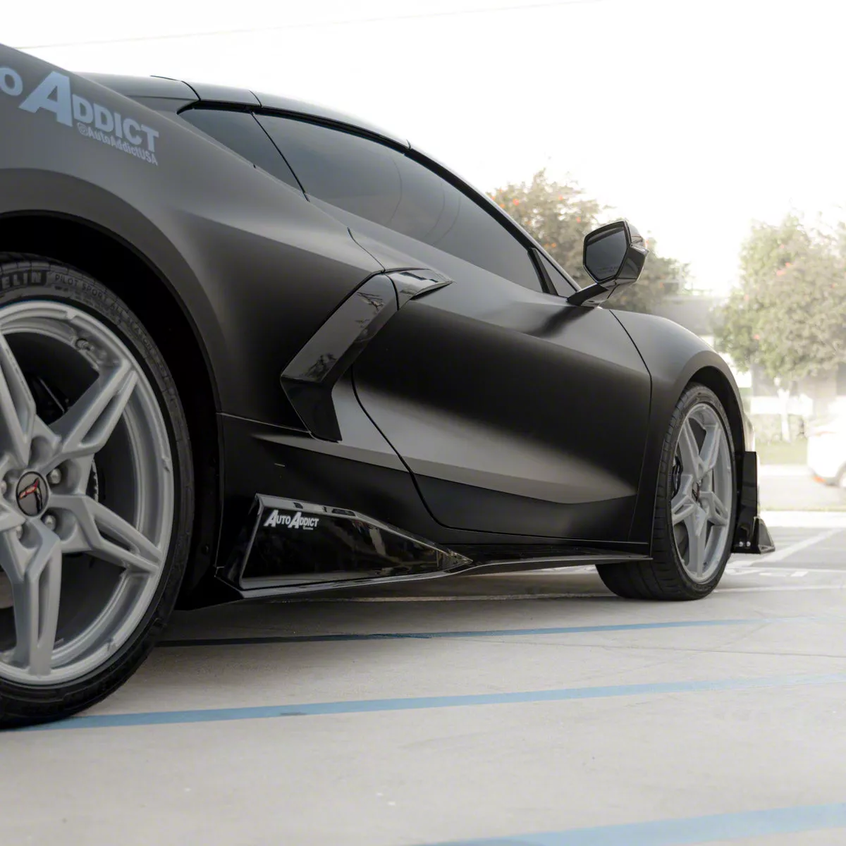 Corvette Evo Style Side Skirt Rockers; Gloss Black (20-26 Corvette C8 ...