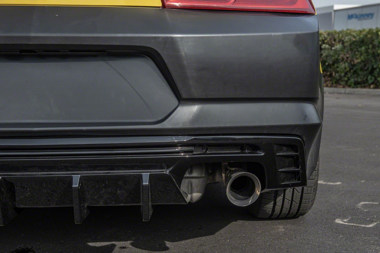 Camaro ZL1 Style Rear Bumper with Track Style Quad Tip Rear Diffuser ...
