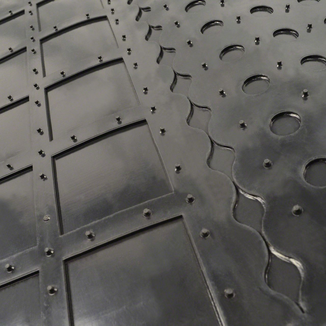 Mustang Molded Trunk Mat with University of Kentucky Logo (Universal ...