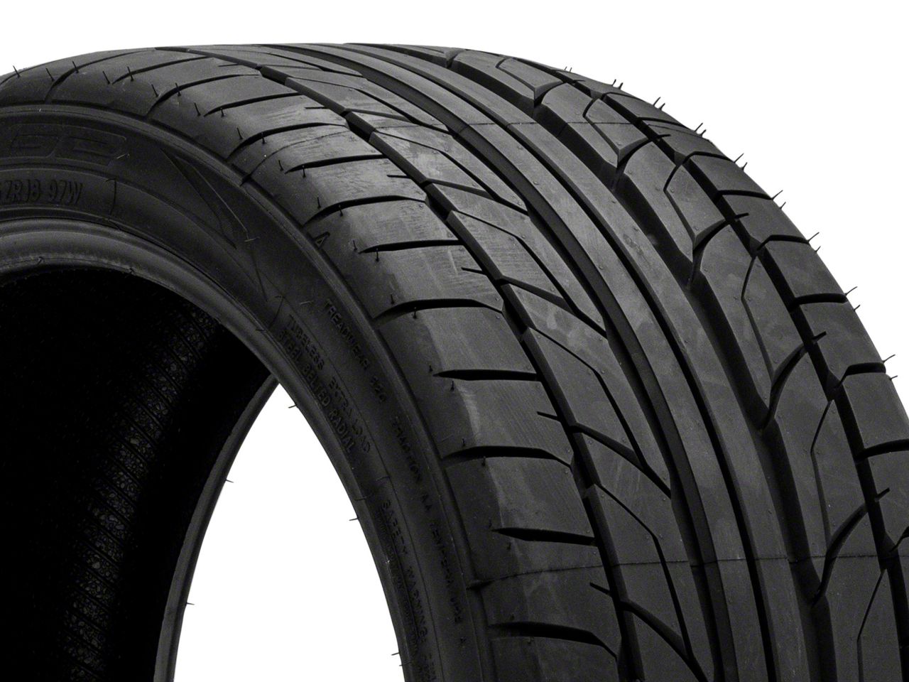 NITTO Charger NT555 G2 Ultra High Performance Tire 211250 (265/40R19 ...