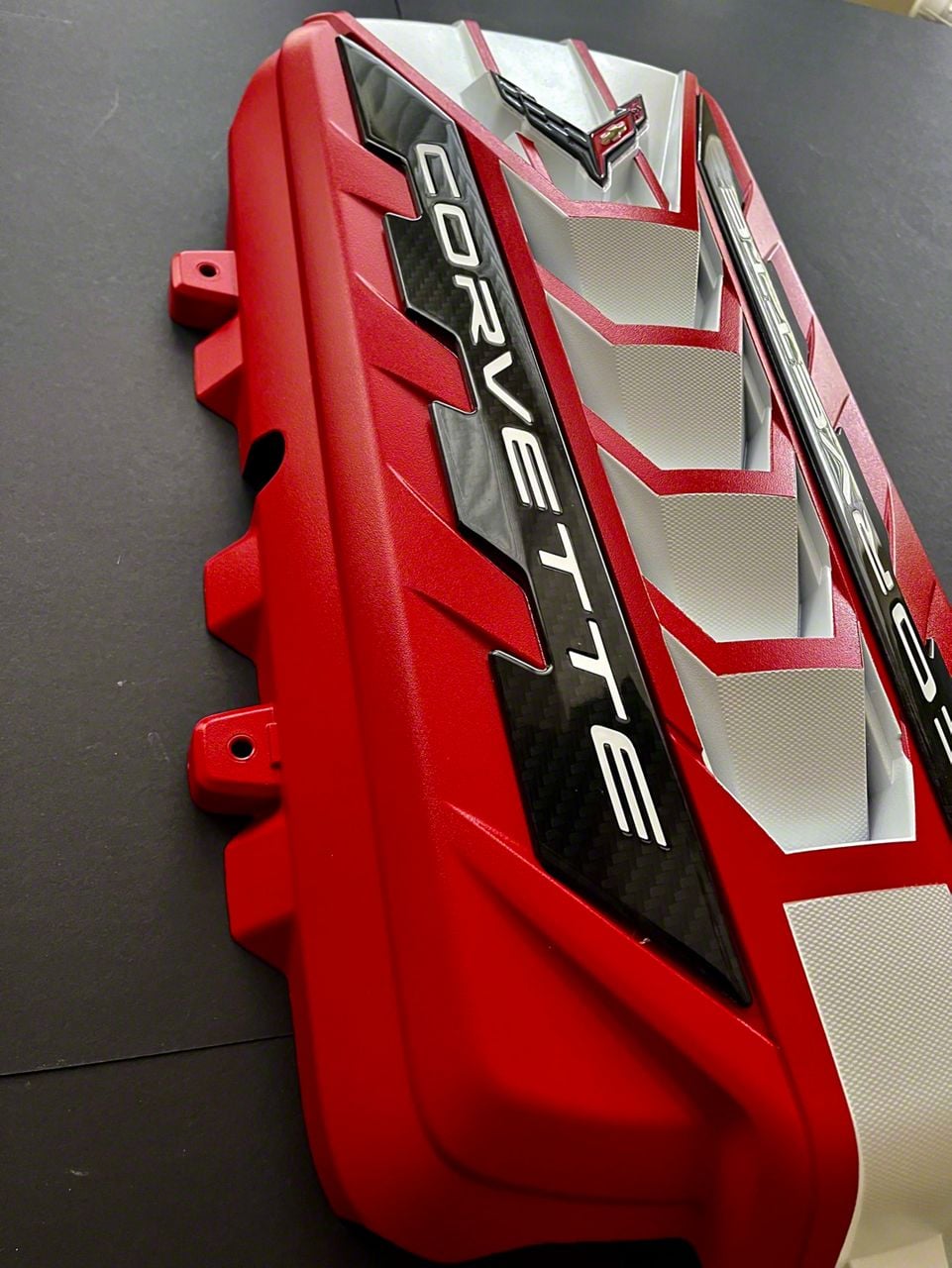 Corvette Engine Cover; Torch Red/Arctic White with Black Carbon Fiber ...