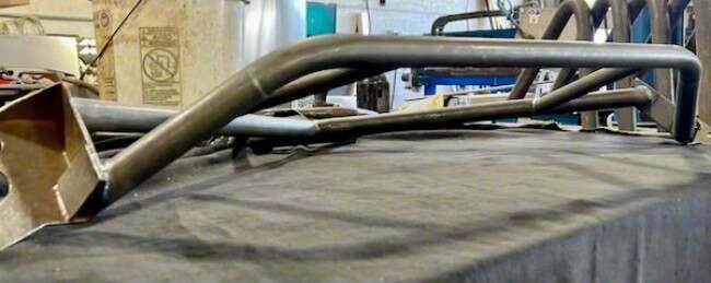 Challenger Arched 4-Point Xtreme Rear Brace; White (08-23 Challenger ...