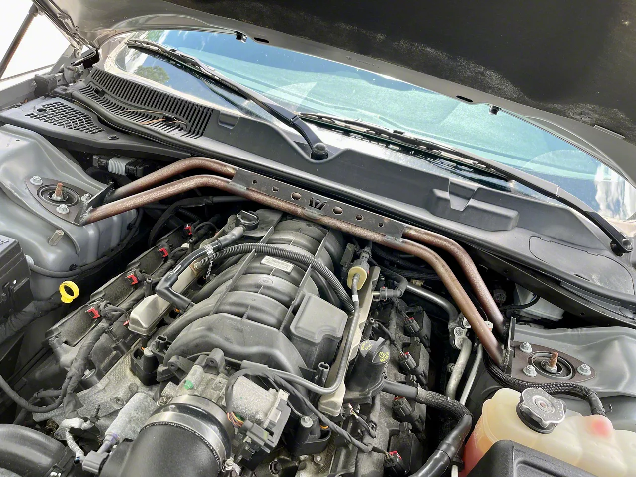 Charger 2-Point Front Strut Brace; Black Wrinkle (09-23 5.7L HEMI, 6.4L ...